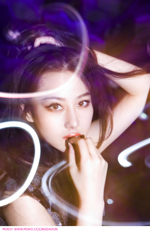 Vivian Zhang Xinyu Pictures