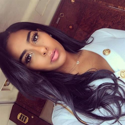 Ayisha Diaz Pictures Hotness Rating Unrated